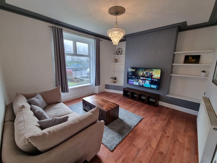 Clean & Modern 1 Bedroom Apartment - Aberdeen