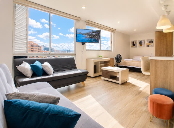6 Beautiful Apto In Poblado Piso 16, Free Parking - Medellín