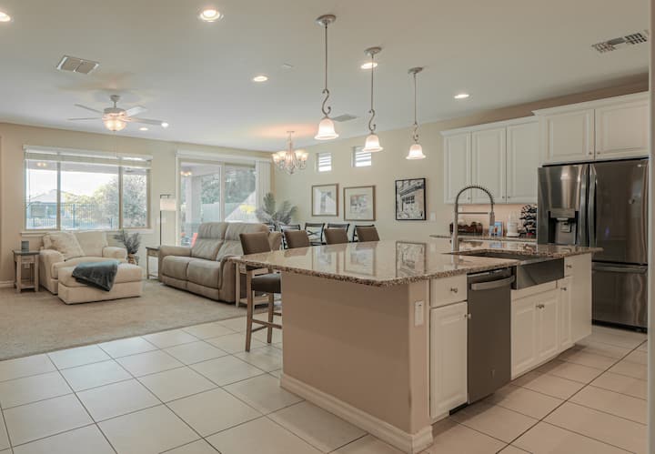 Private Room & Bath In Clean, Quiet Maricopa Home - Maricopa, AZ