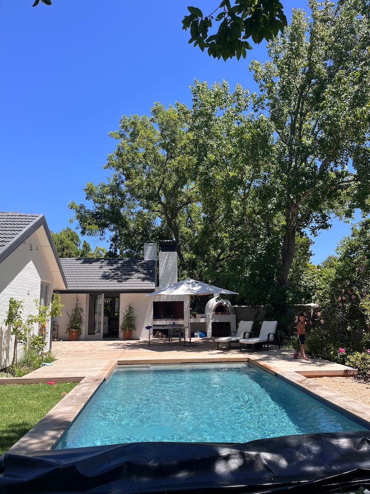 Family Home In Stellenbosch - Stellenbosch