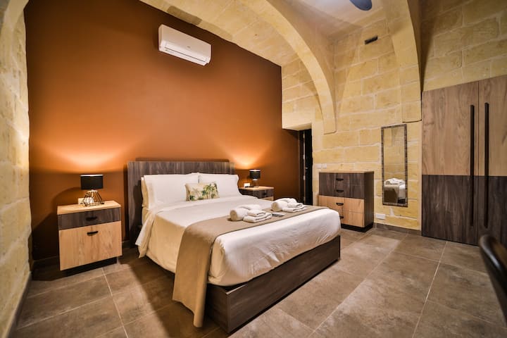 Deluxe Private Room - Malta