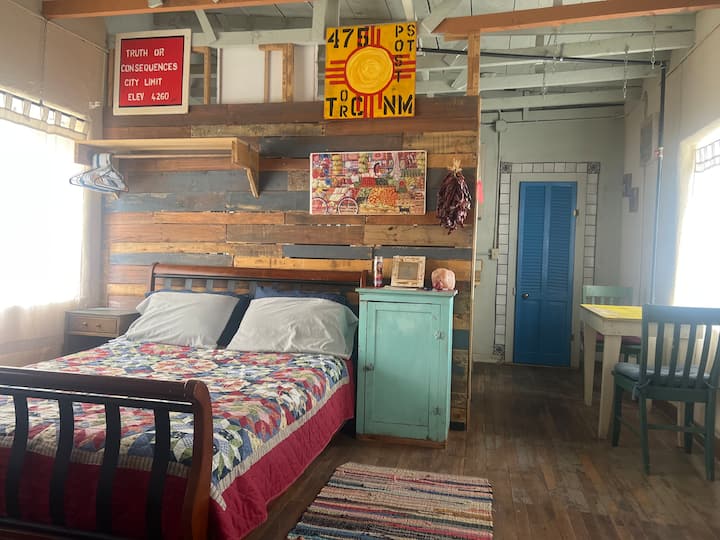 The Waterfall Room - Truth or Consequences, NM