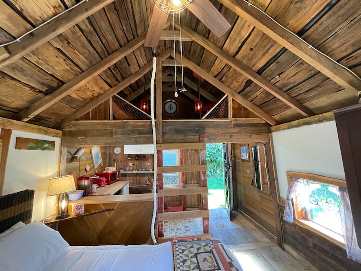 The Coop At Crow Nest Farm! Dog Welcomed! - Interlaken