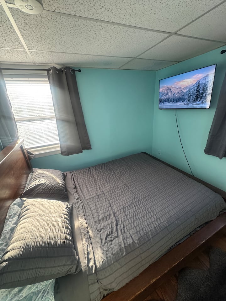 Private Room In Medford - Burlington, MA