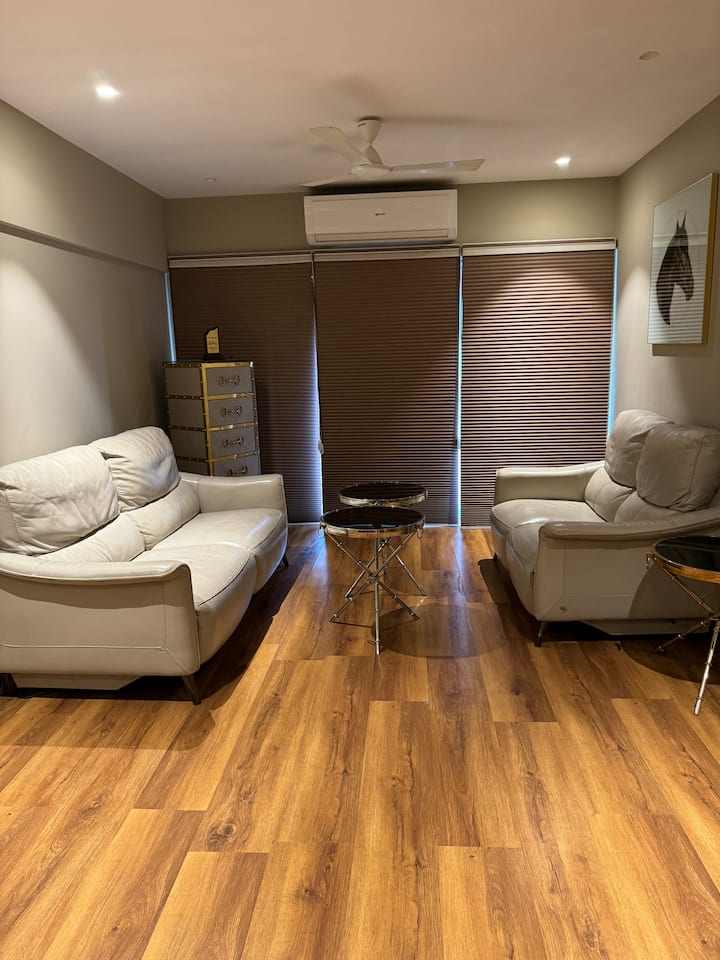 3 Bhk Luxurious Modern House, Sg Highway - Ahmedabad