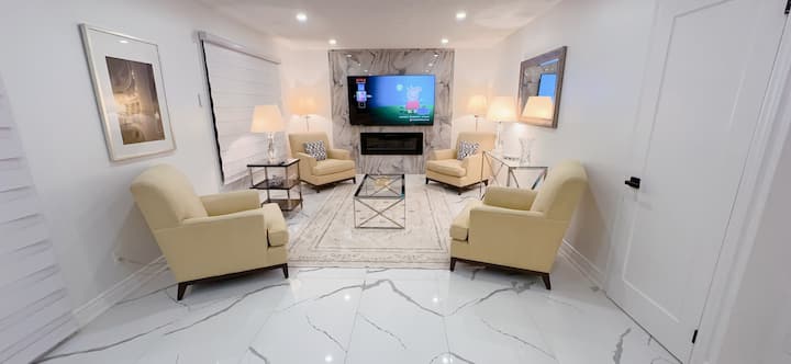 Family-friendly Retreat, 5 Mins To Square One Mall - Toronto