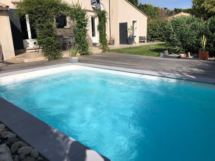 Agréable Maison Avec Son Studio Indépendant - L'Isle-sur-la-Sorgue
