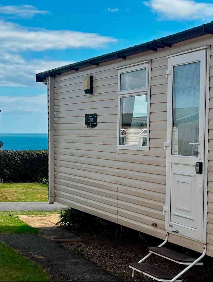 Devon Cliffs Sandy Bay, 8 Berth Holiday Caravan - Devon