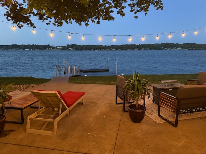 Awesome 3 Bedroom River Front Retreat! - Iowa