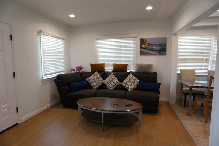 Entire Home Sofi Kia Intuit Stubhub Spacex - Carson, CA