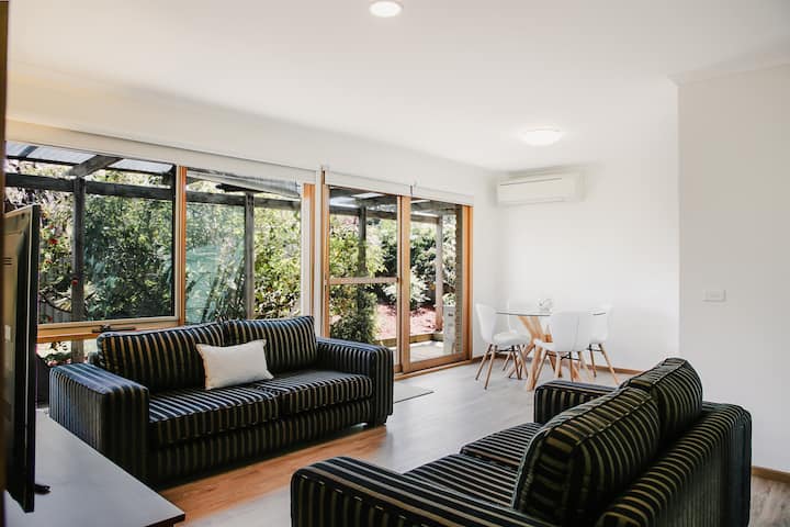 Sunny Seaside Retreat - Ocean Grove