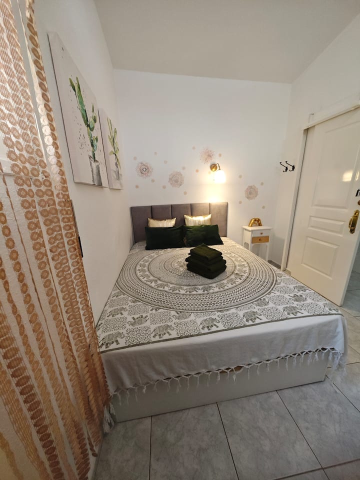 Süsses Zimmer Im Chalet Im Süden - Los Cristianos