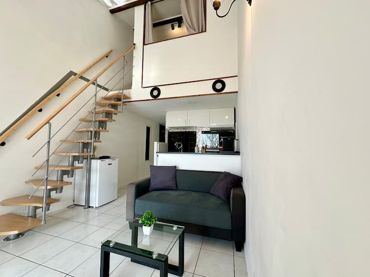 Duplex Climatisé Avec Piscine Et Tennis - Peymeinade