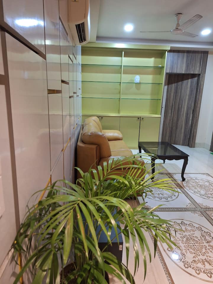 Premium Luxury Home South Kolkata - Kolkata