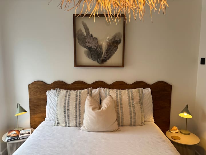 Palms 2 - Central, 5min Walk Town/beach + Parking! - Newquay