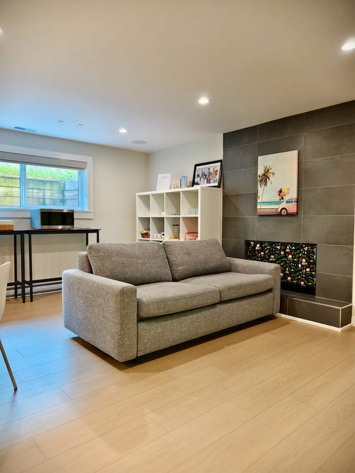 Cozy Comfort Getaway - Coquitlam