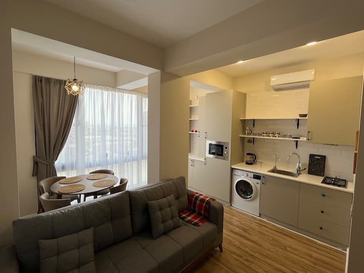 Cozy Apartment With Sea View - Baku