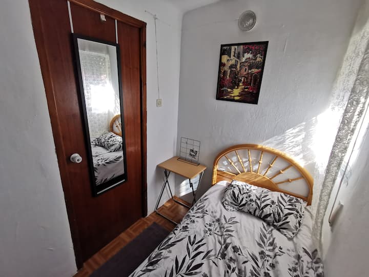 Habitación Para Una Persona - Guadalajara, Spain