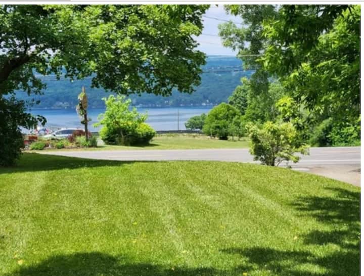 Lakeview, Hot Tub, On Seneca Wine Trail! - Watkins Glen, NY