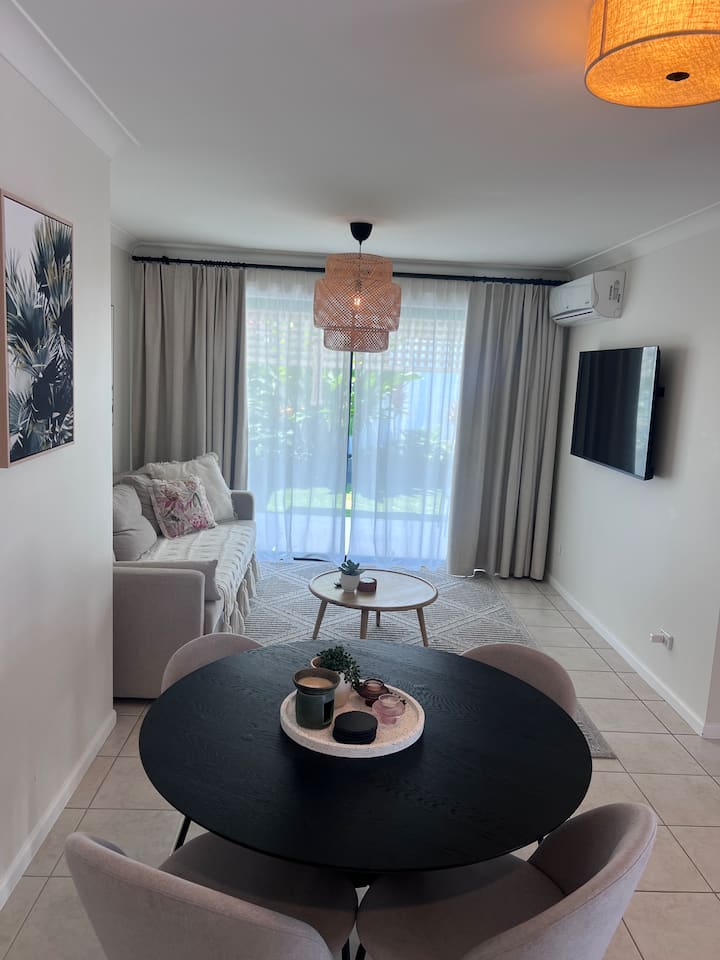 Garden Cottage With Putt Putt - Tweed Heads