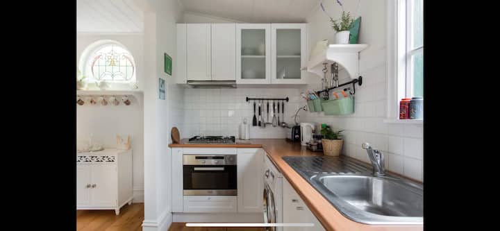 Garden Cottage In St Kilda - セント・キルダ