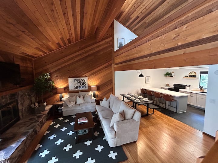 2 Bdrm+loft Sleeps 8-sauna & Spa Close To Slopes! - Mammoth Lakes