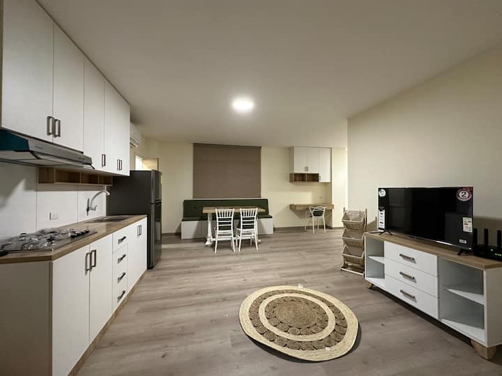 Nueva Y Acogedora Suite En El Centro De Guayaquil - Guayaquil