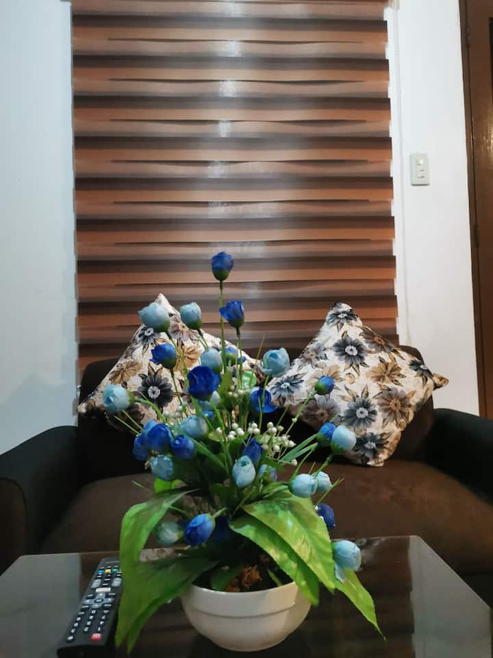 Homely Escapes - Malolos