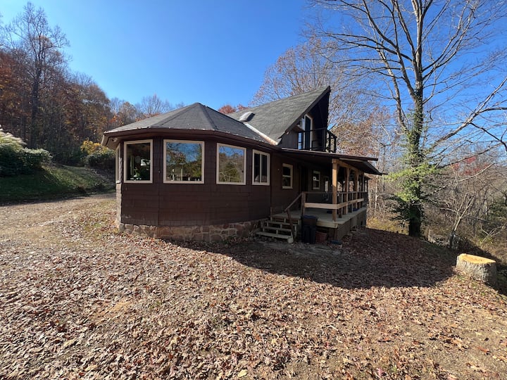 Rustic Home On The Hill - Camp Creek Township