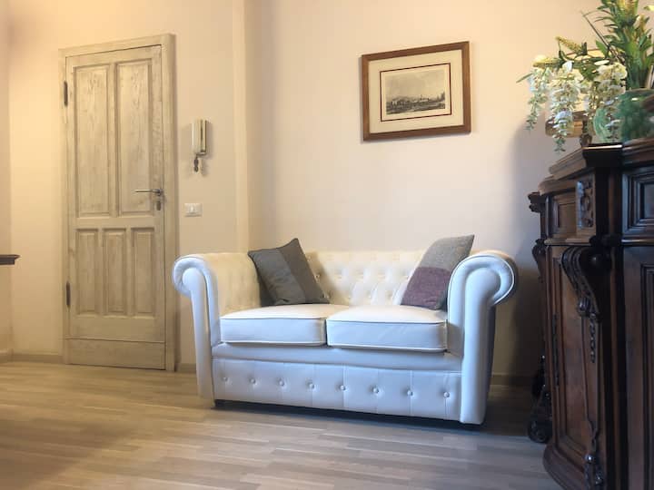 Strategic Apartment - Siena