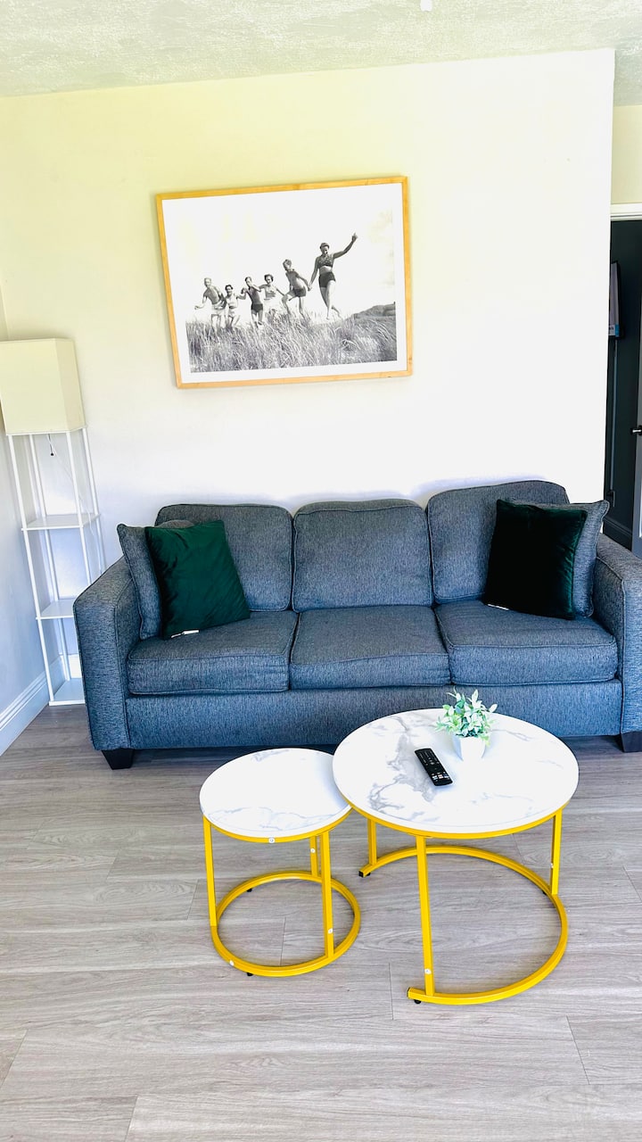 Cozy 1 Bed Apt - Pompano Beach, FL