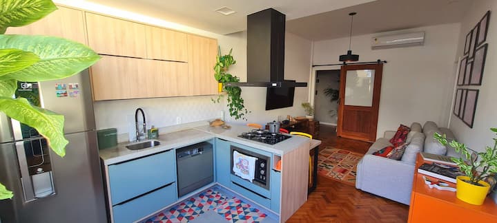 Comfort In Copa | One Block From The Beach - Rio de Janeiro