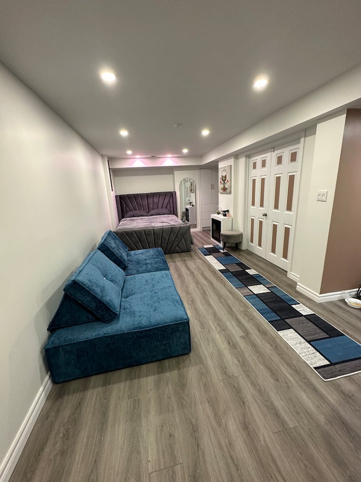 R&n Suites. - Oshawa