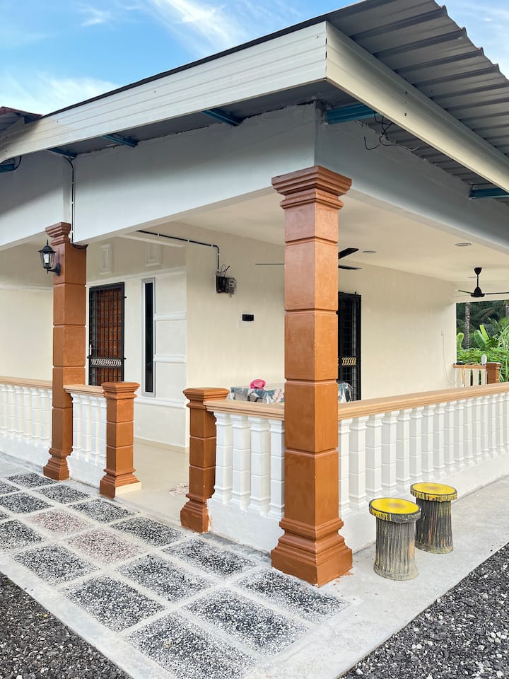 Rumah Muji, Parit Yaani Batu Pahat - Parit Raja