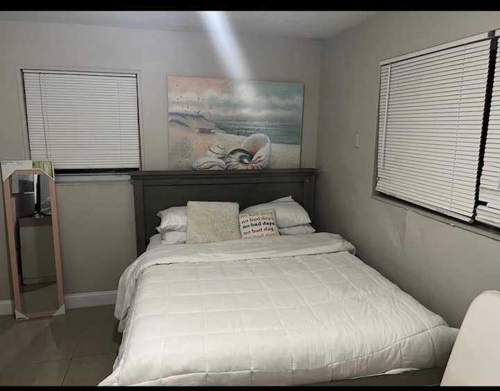 Casa Con Piscina - Miramar, FL
