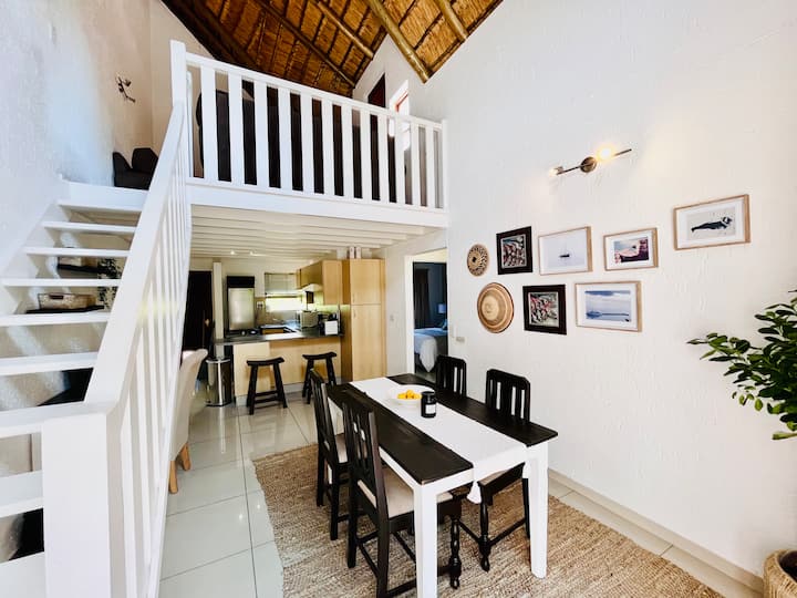 The Corner Loft - Comfy Two Bedroom Apartment - Sandton
