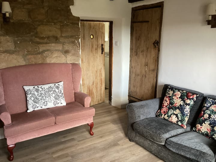 Country Village Cottage - Belper
