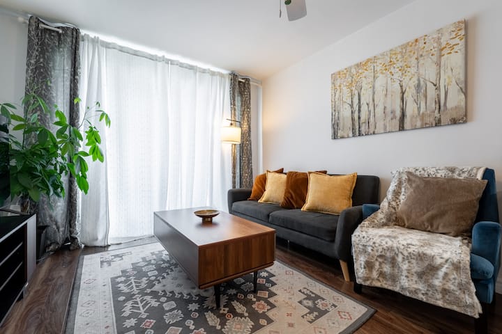 Cozy Family Home Near Montreal - Brossard