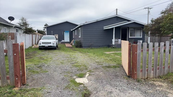 3 Bedroom Home In Crescent City - Crescent City, CA