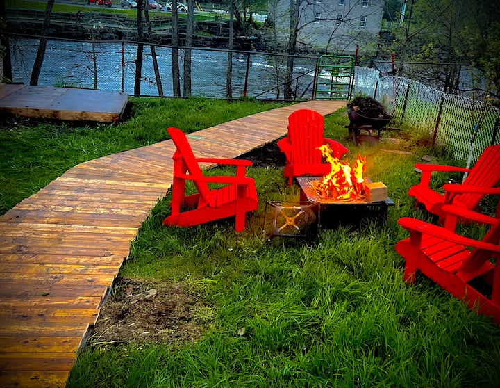 River Runs Through It - Belleville