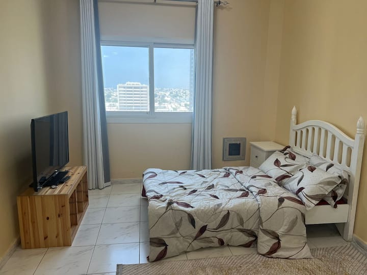 Rak Tower Studio Apartment. - Ras al Khaimah