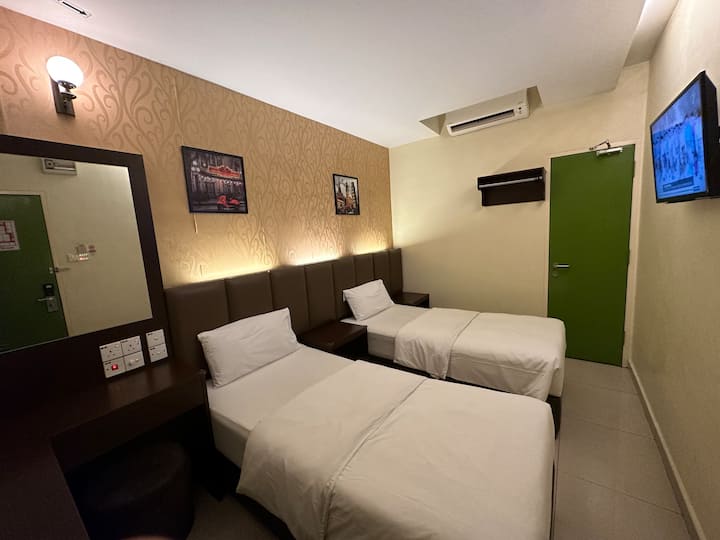 Cheaper & Comfortable (16) - Senai