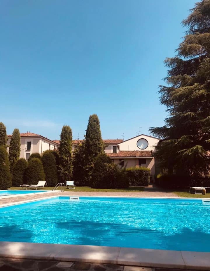 Interno 29 Con Piscina E Tennis - Brescia