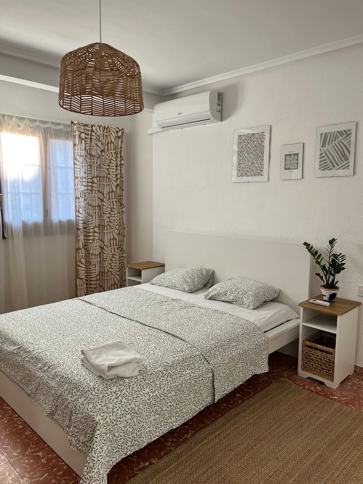 Room Near Popular City Beach With Private Bathroom - Valence en Espagne