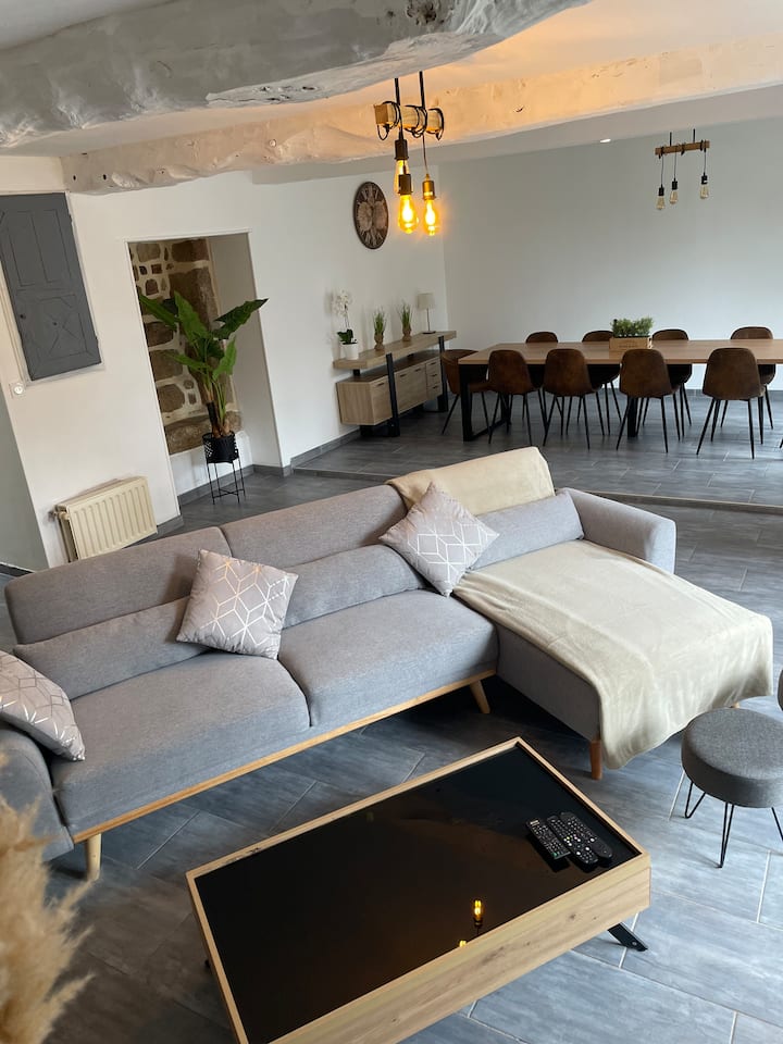 Maison Spacieuse Avec éTang - Fougères