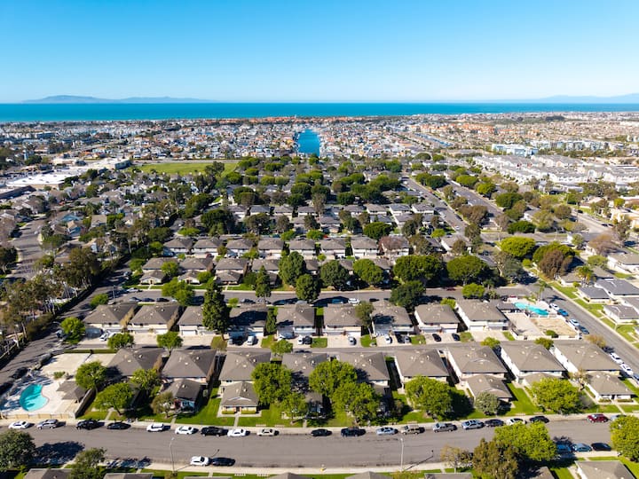 Tranquil Retreat, Two Bedrooms! - Oxnard, CA