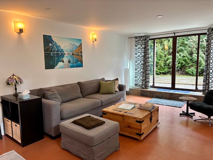 Queen Suite In Pemberton - Pemberton