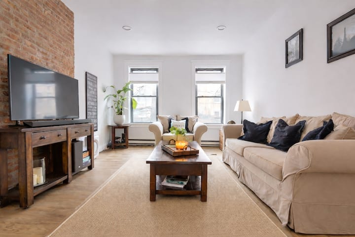 Luxury Duplex | 15 Min To Nyc & Metlife World Cup - Hoboken, NJ