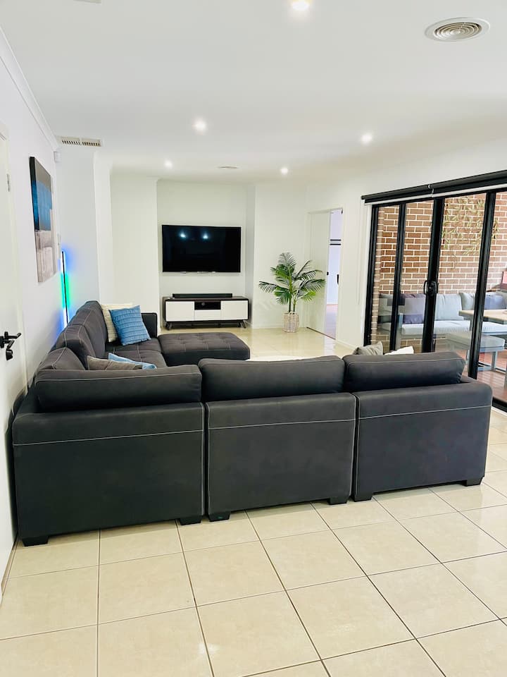 Spacious Family Friendly Home W/spa & Games Room - Flinders