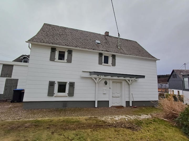 Süßes Ferienhaus Mit Charakter - Montabaur